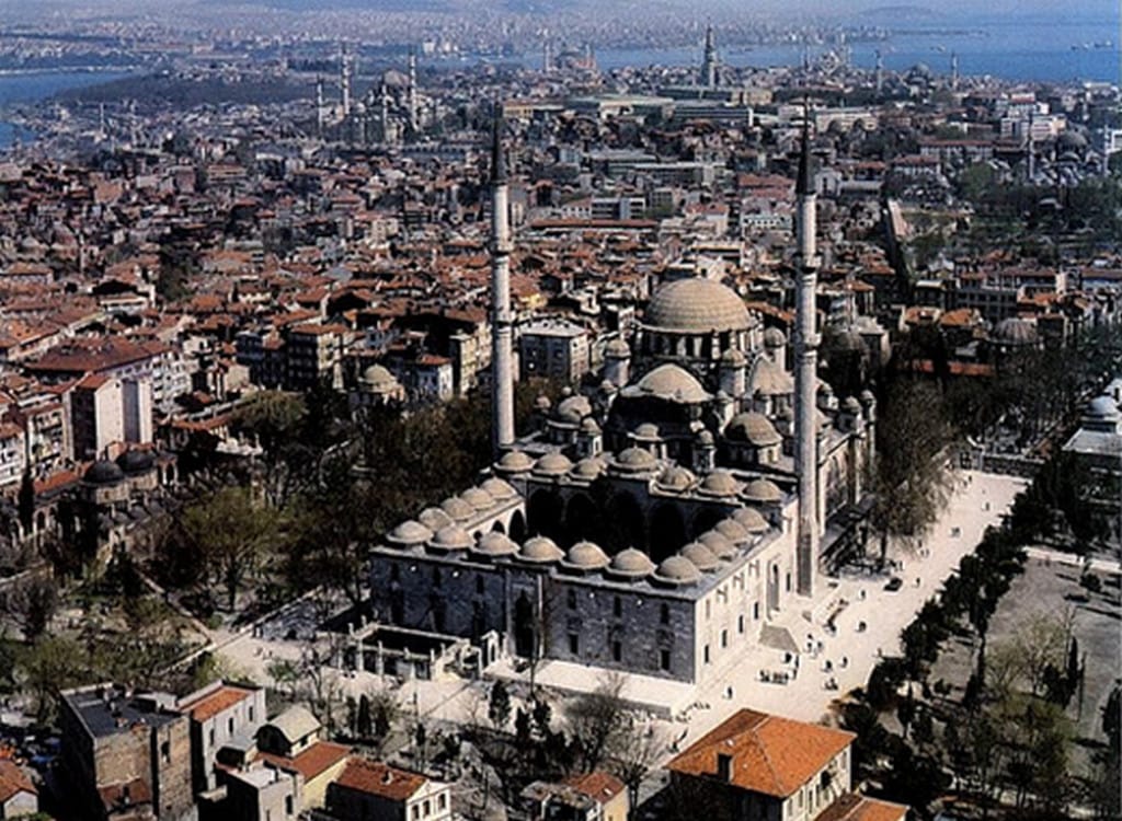 Fatih Camii - Türkiyede Tarihi Yerler - Yerbilgisi